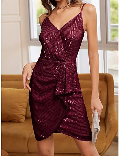 Women's Dresses| Variety of selections that fits every man