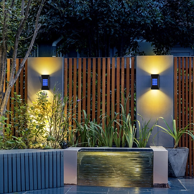 2pcs Solar Wall Sconce Outdoor Decoration Garden Wall Light IP65 ...