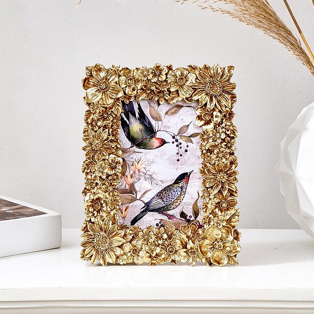 Gold 3D Floral Decorative Photo Frame, 5.7-Inch Oval Frame & 4x6 Inch ...