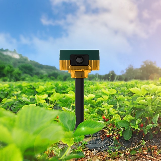 360° Solar Infrared Animal Repeller with Sound & Light Alarm – Motion ...