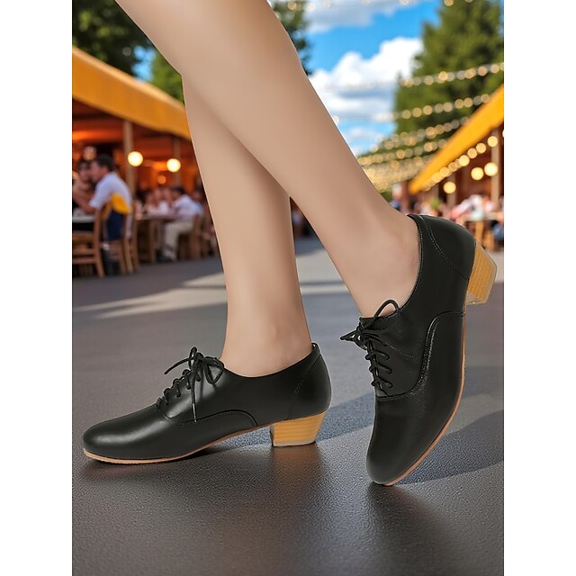 Women's Lace-Up Oxford Shoes in Black - Low Heel Retro Dress Shoes for ...
