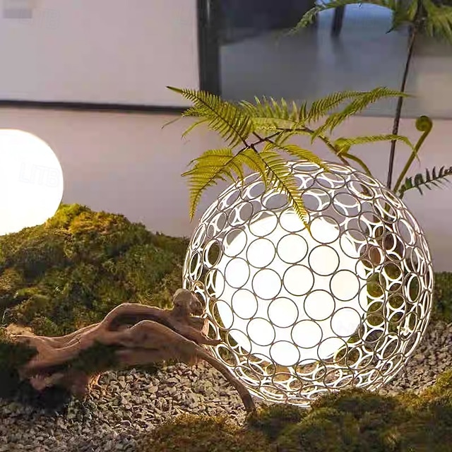 Outdoor Lawn Lights Modern Waterproof LED Path Lights Villa Garden ...