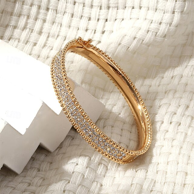 Cubic Zirconia Vintage Style Classic Alphabet Shape Fashion ...