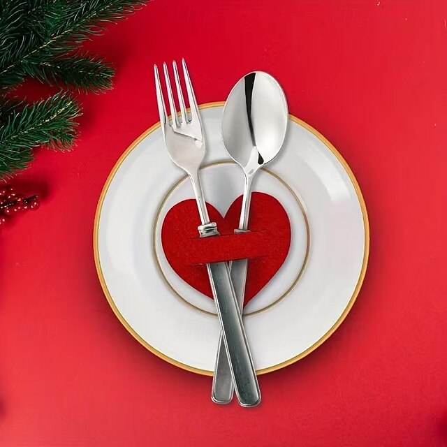 12pcs Valentine'S Day Heart-Shaped Napkin Holders - Red Felt Table ...