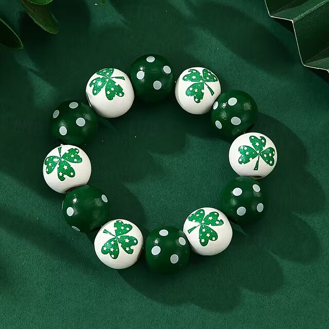 St. Patrick's Day Elements Irish Green Beer Festival Lucky Clover ...