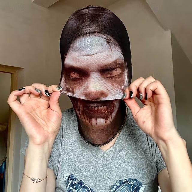 Halloween Bloody Gauze Mask, Glow in the Dark Scary Face Cover ...