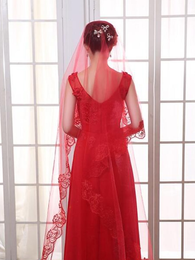One-tier Classic Style / Lace Wedding Veil Chapel Veils with Solid ...