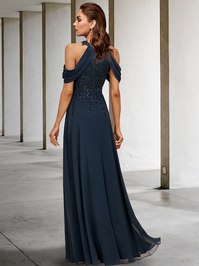 A-Line Mother of the Bride Dress Wedding Guest Elegant Plus Size Halter ...