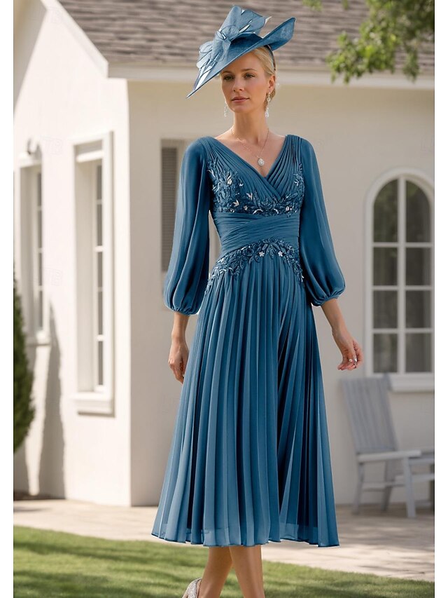 A-Line Mother of the Bride Dress Formal Elegant V Neck Tea Length ...