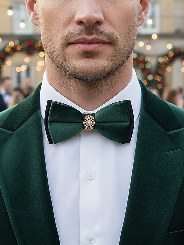 Men's Red Satin Bow Tie, Elegant Formal Style, Structured Design for ...