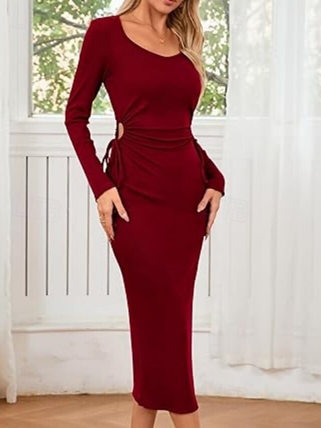 Langes, geripptes Damenkleid mit langen Ärmeln, quadratischem ...