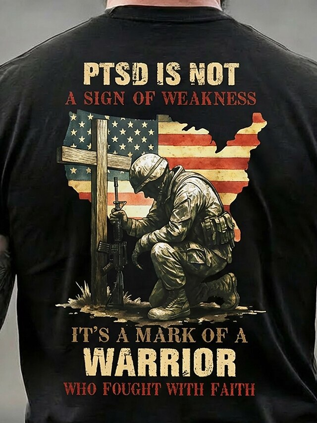 Memorial Day "Honoring Our Heroes" Men's Patriotic Saluting Soldier All ...